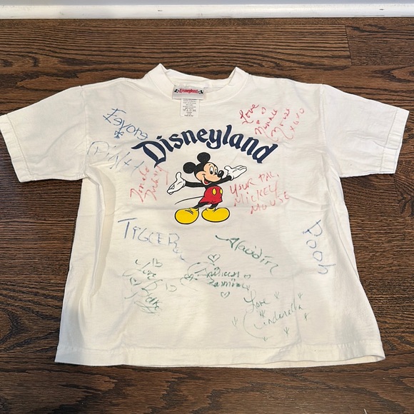 Vintage | Shirts & Tops | Vintage Disneyland Signed Character Tshirt ...
